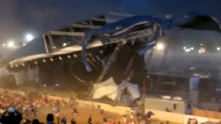 Stage Roof Collapses at Sugarland Concert