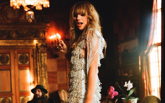 Metric Halo Shows Grace