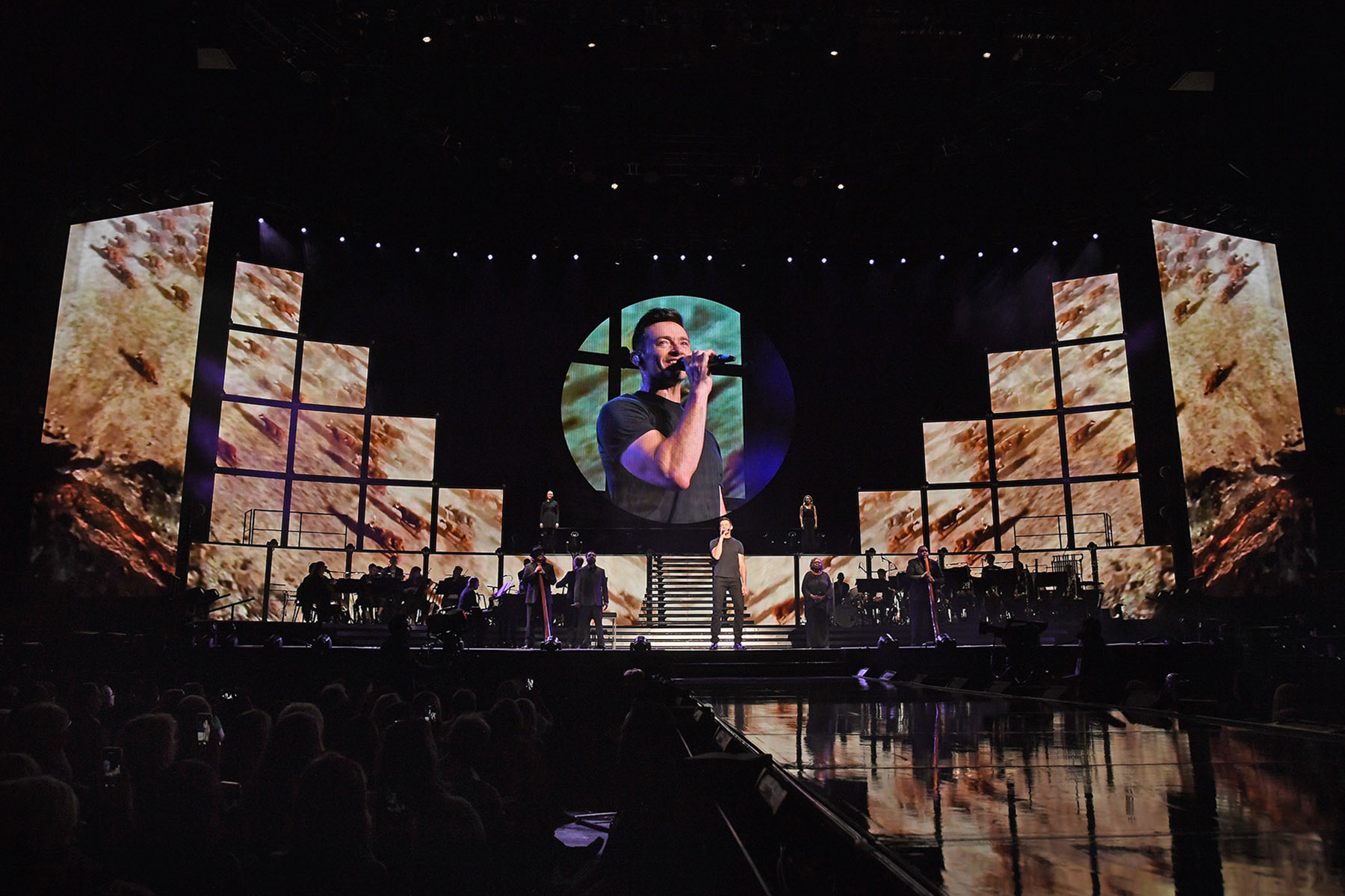 Hugh Jackman’s "The Man. The Music. The Show." Tours With L-Acoustics ...