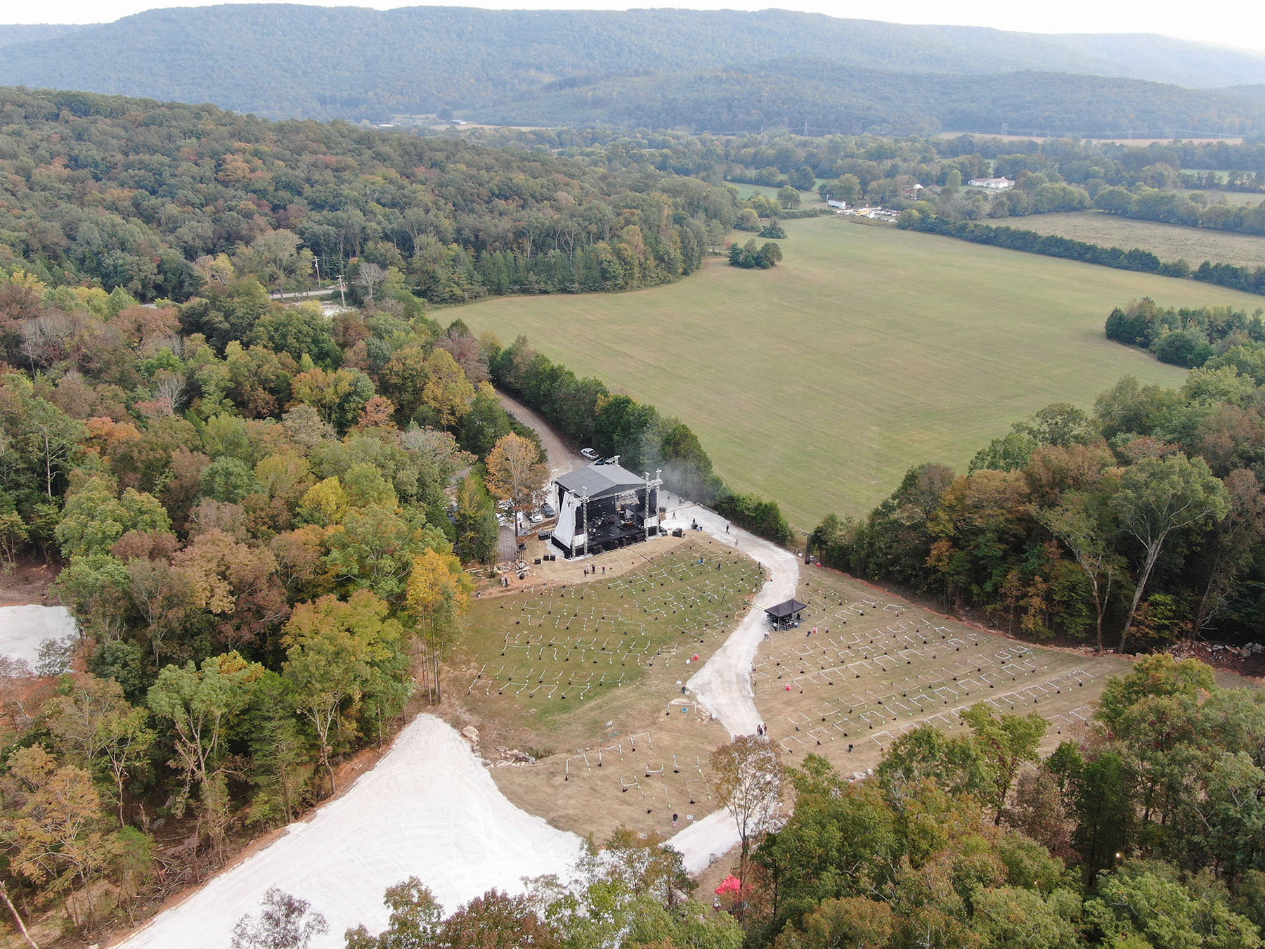 Jason Isbell and The 400 Unit Go Above Ground with L-Acoustics at The ...