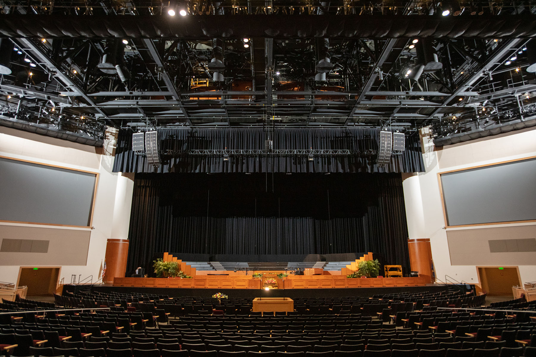 L-Acoustics Brings Clarity to the Spoken Word at BYU-Idaho Center ...