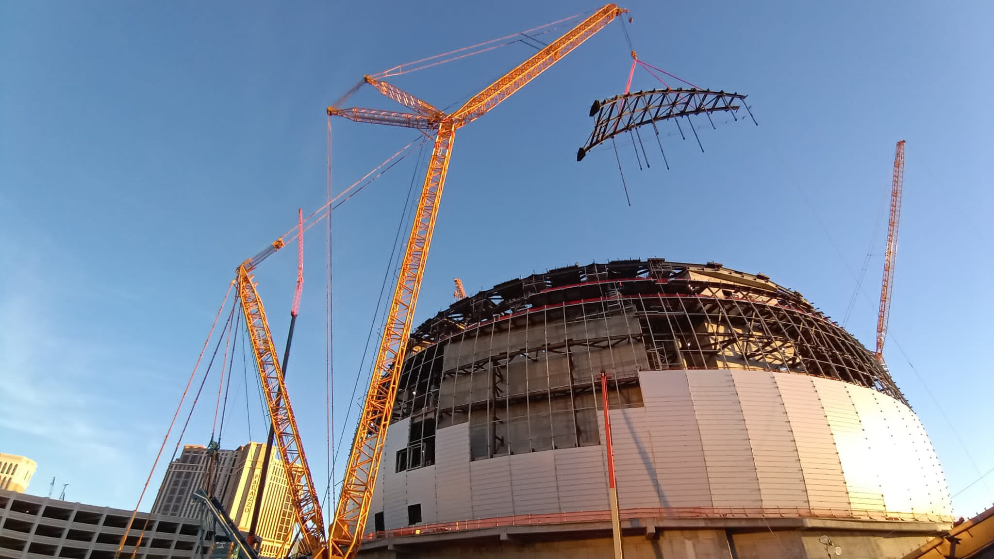 Las Vegas’ Madison Square Garden Sphere Construction Continues