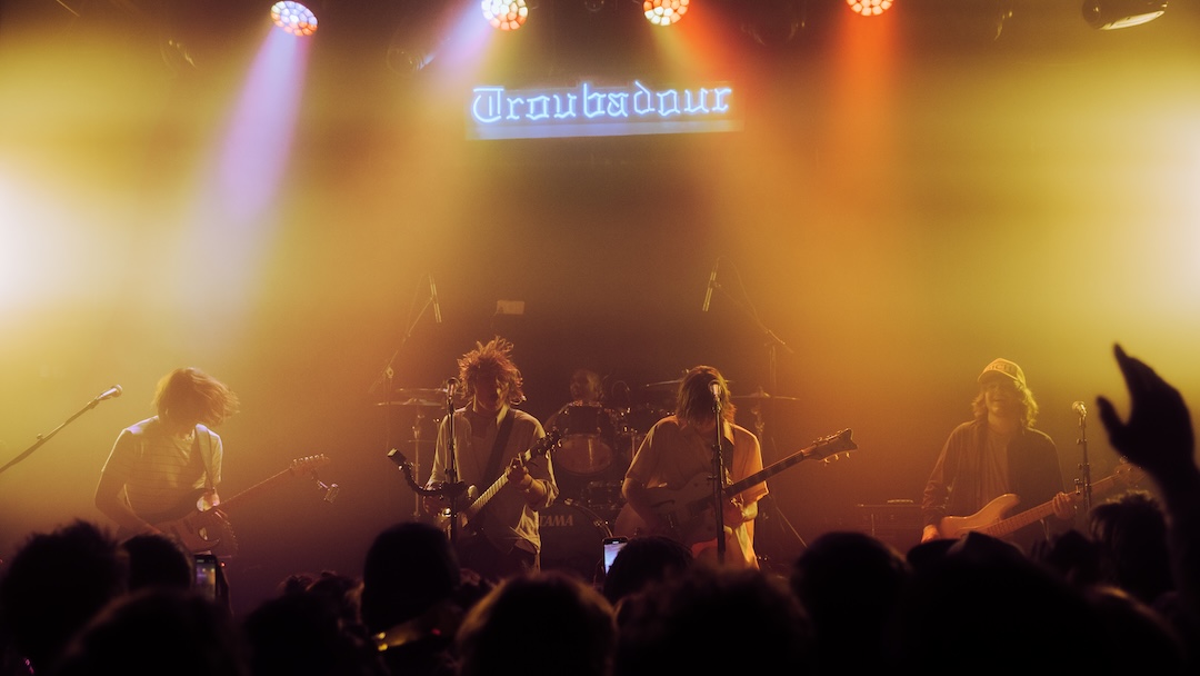 The Live Sound of 'The Runarounds' - Mixonline