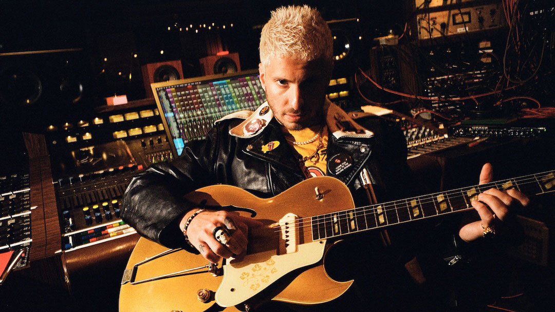 Producer Andrew Watt to Keynote AES Show 2025 with RHCP’s Chad Smith